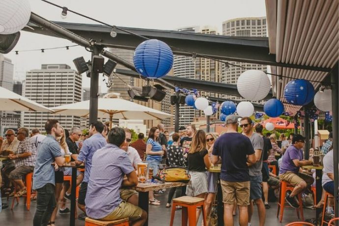 Rooftop Bars in Sydney - Wicked Bucks
